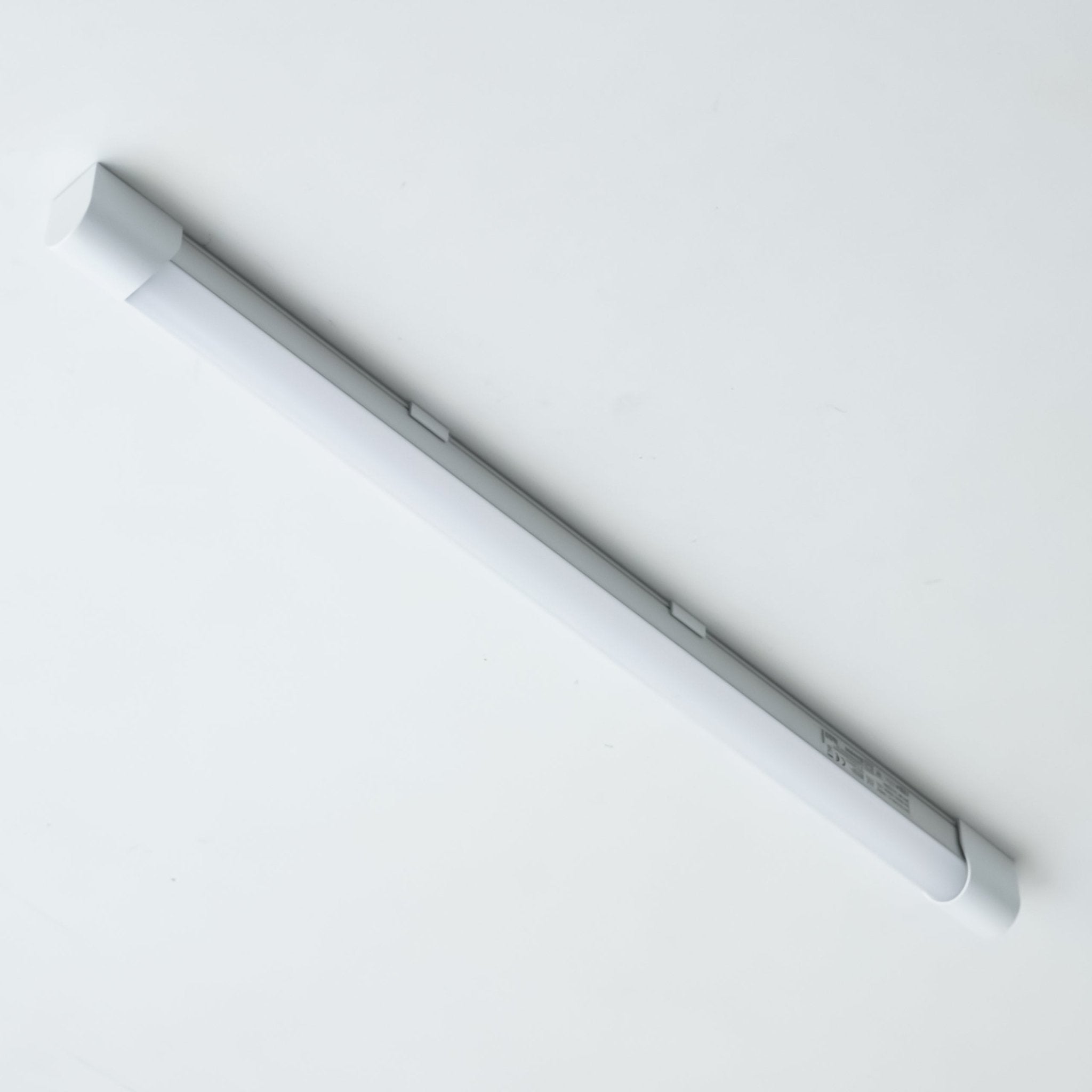 LED TL armatuur 60 cm compleet met LED lamp kopen? - LED.nl