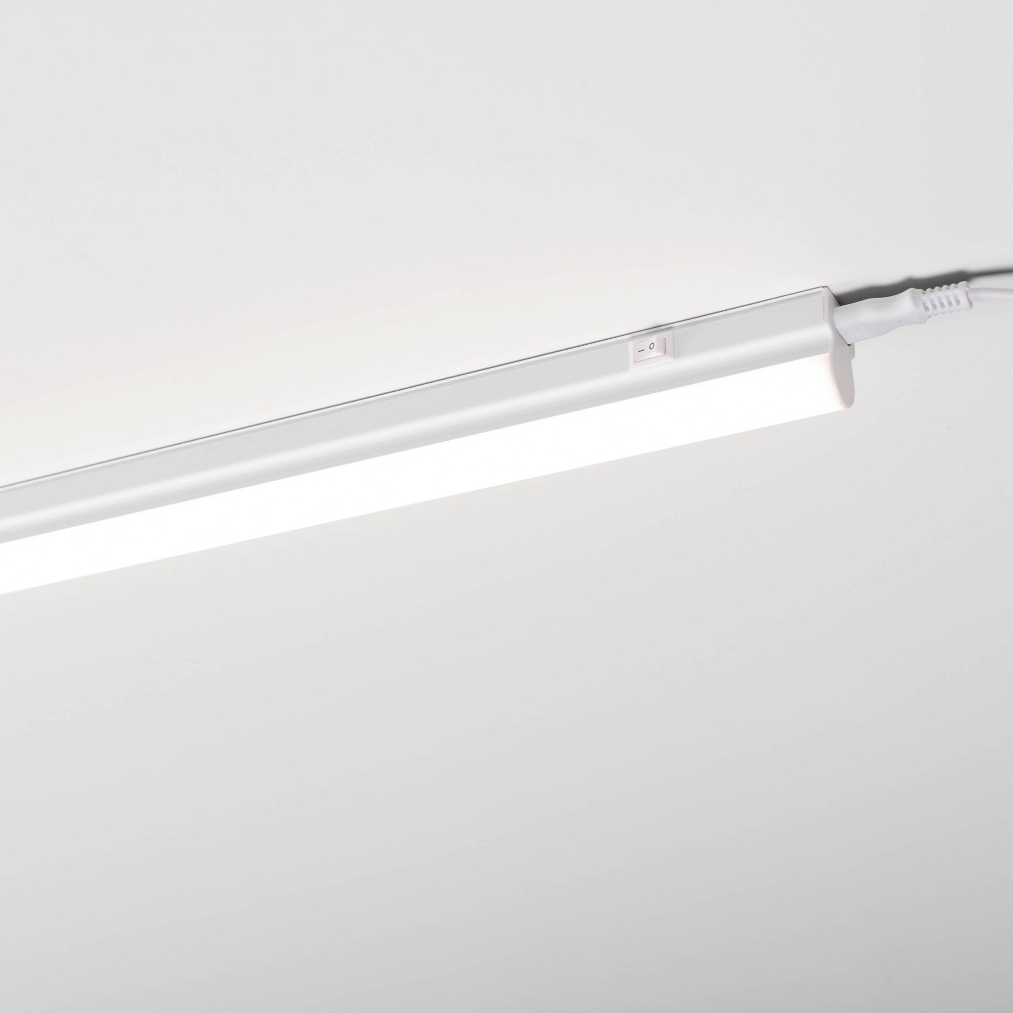 Koppelbare LED TL lamp 90 cm met stekker kopen? - LED.nl